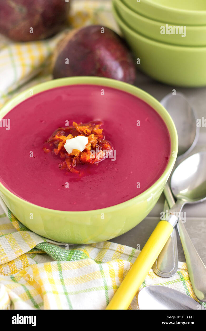 Beetroot soup healthy vegan hi-res stock photography and images - Alamy