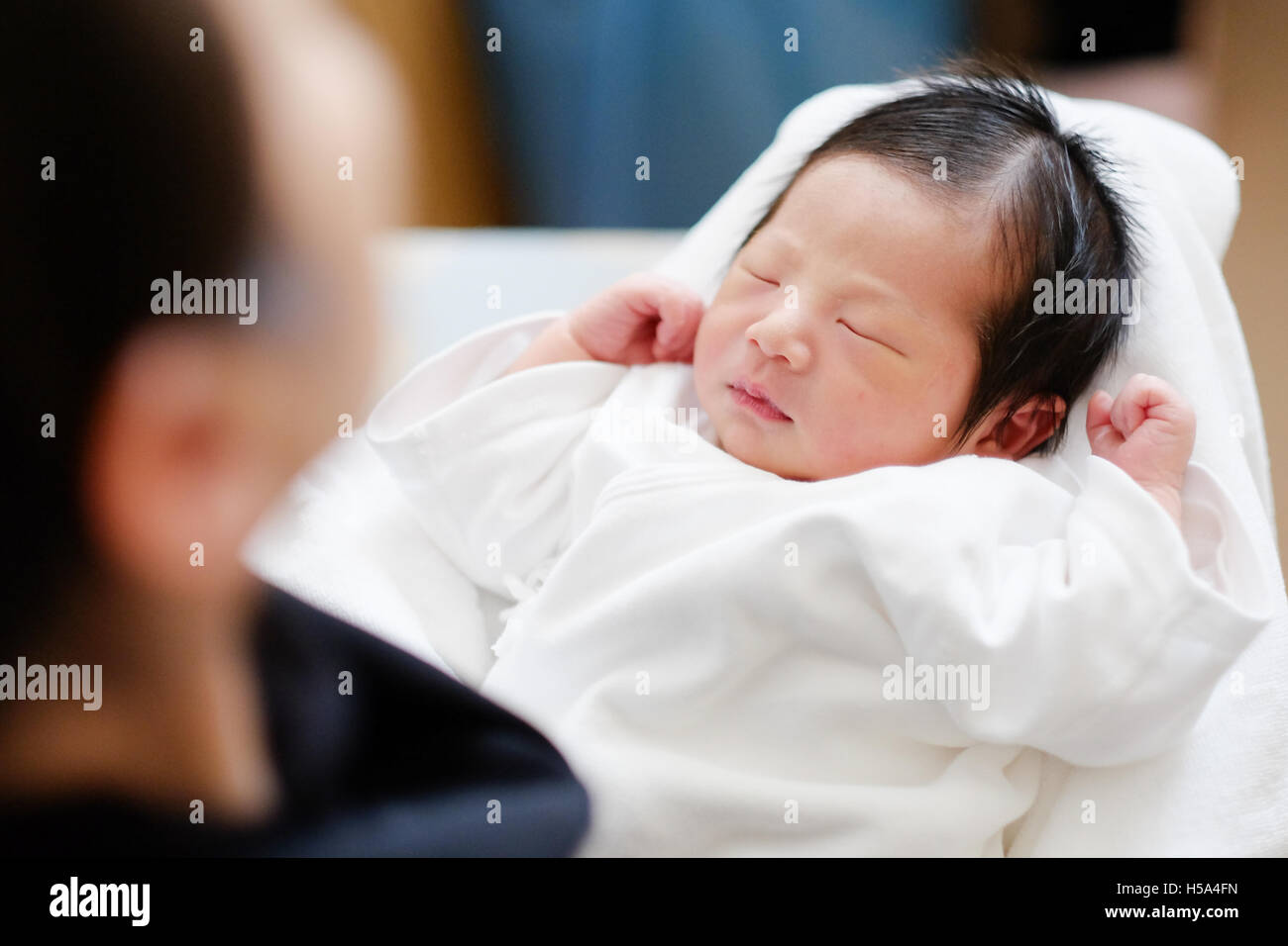 Baby birth japan hi-res stock photography and images - Alamy