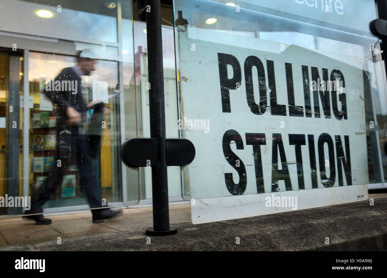 Birstall library hi-res stock photography and images - Alamy