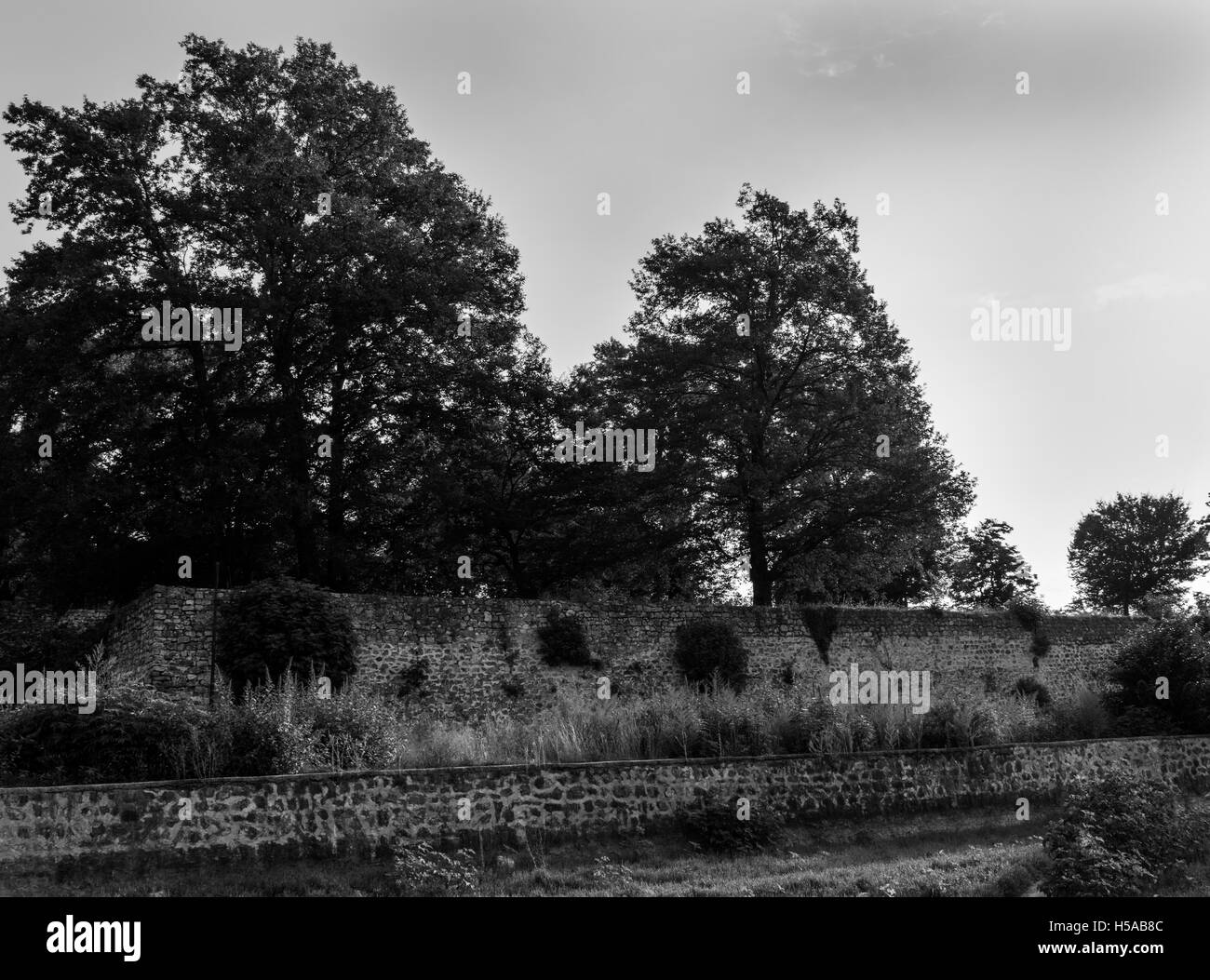 Historical wall hi-res stock photography and images - Alamy