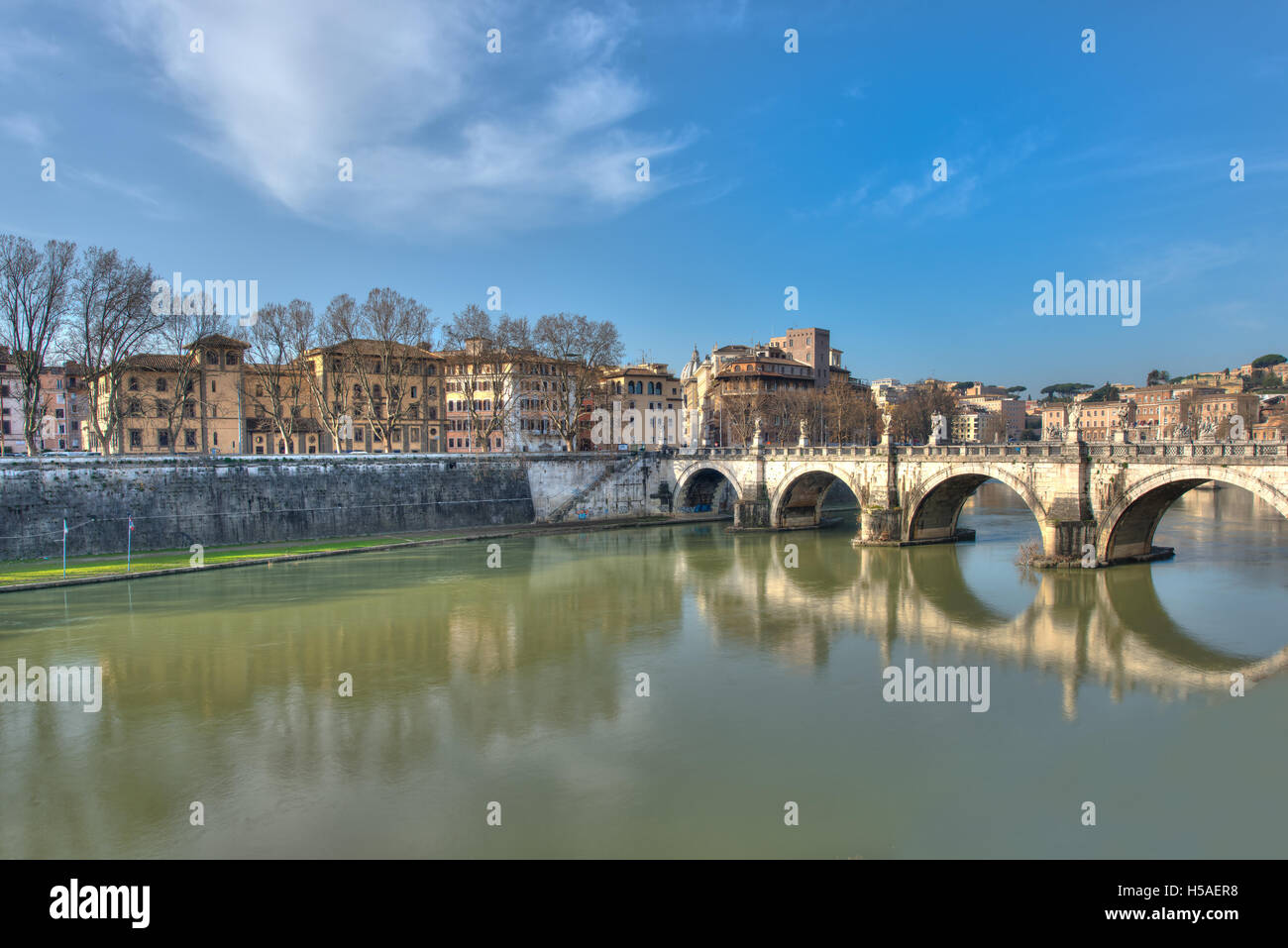 Bridge over tiber hi-res stock photography and images - Alamy