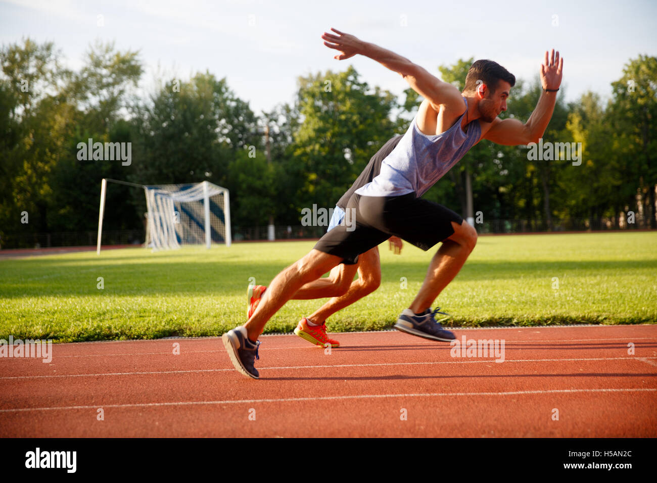 Run on track hi-res stock photography and images - Alamy