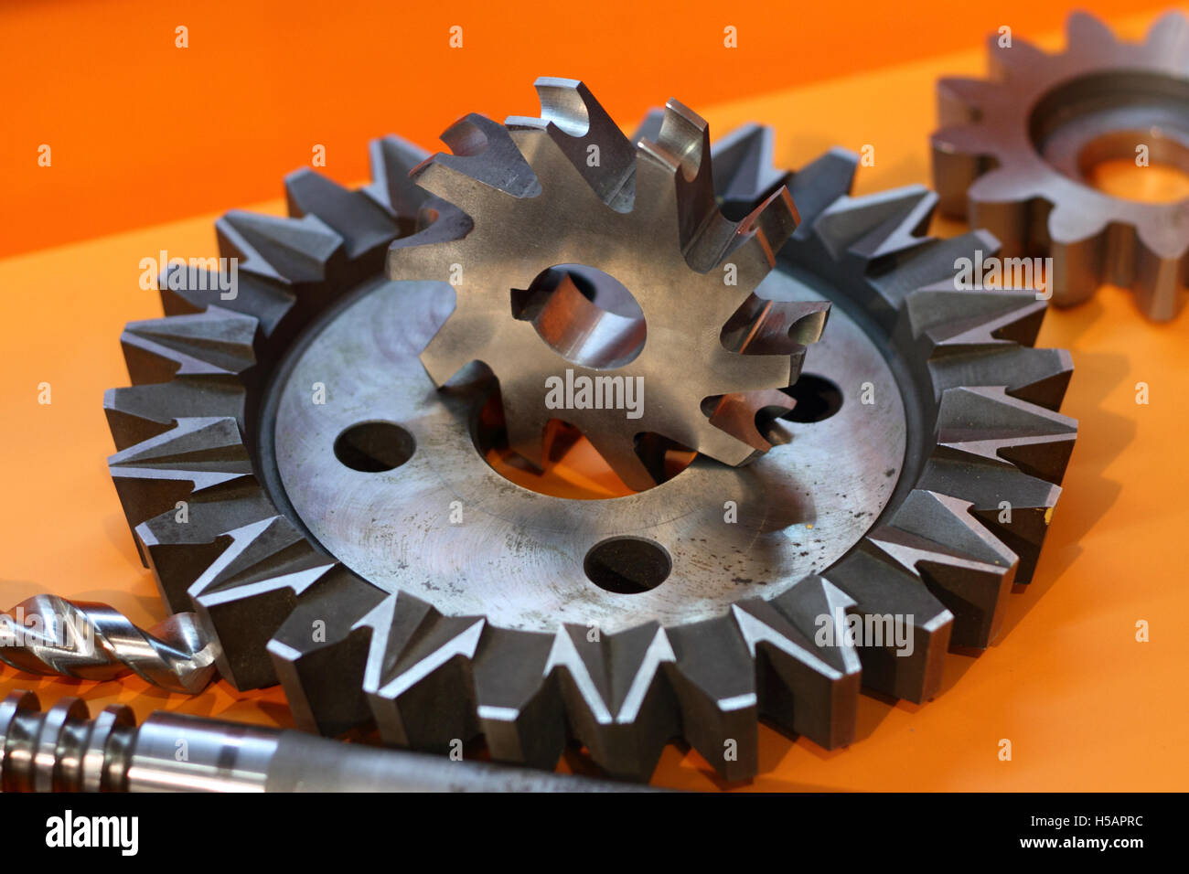 Metal processing hi-res stock photography and images - Alamy