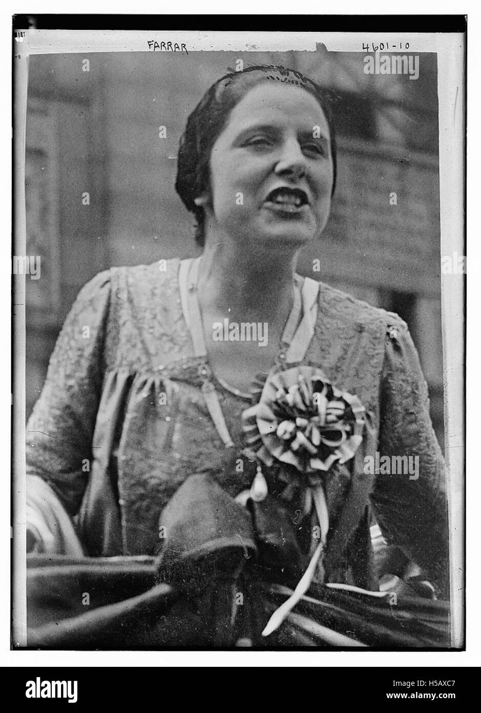 The title 'Fa' requires further context to accurately describe its ...