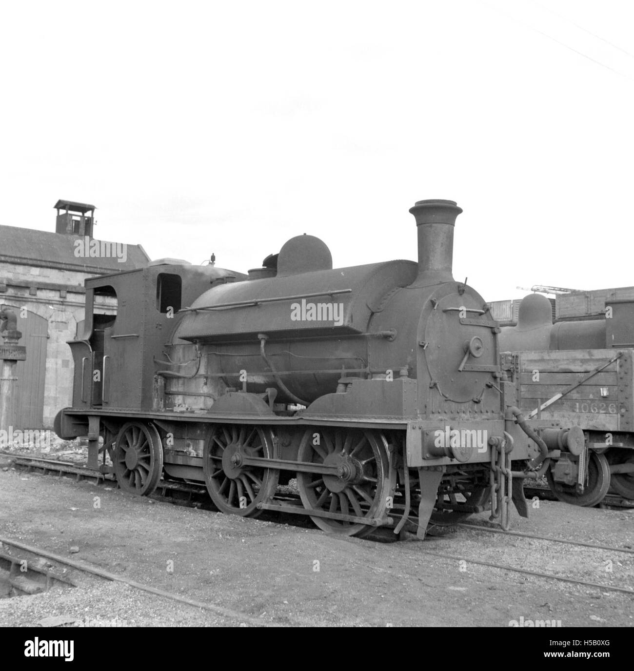 The 8 GSR Class L2 refers to a specific class of locomotive engines ...