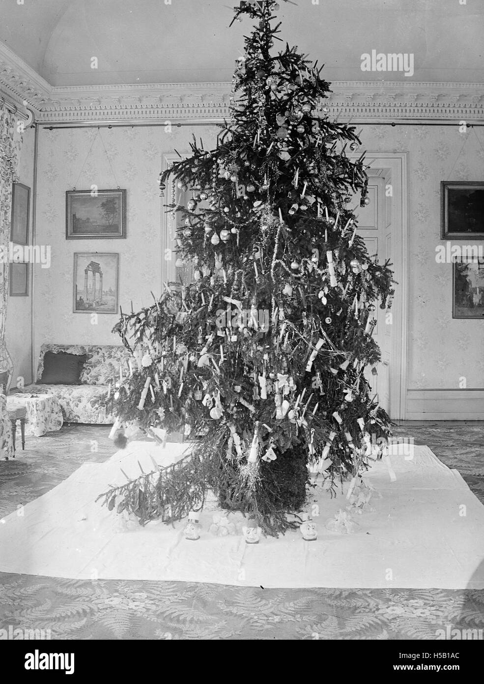 Festive winter interior design Black and White Stock Photos & Images ...