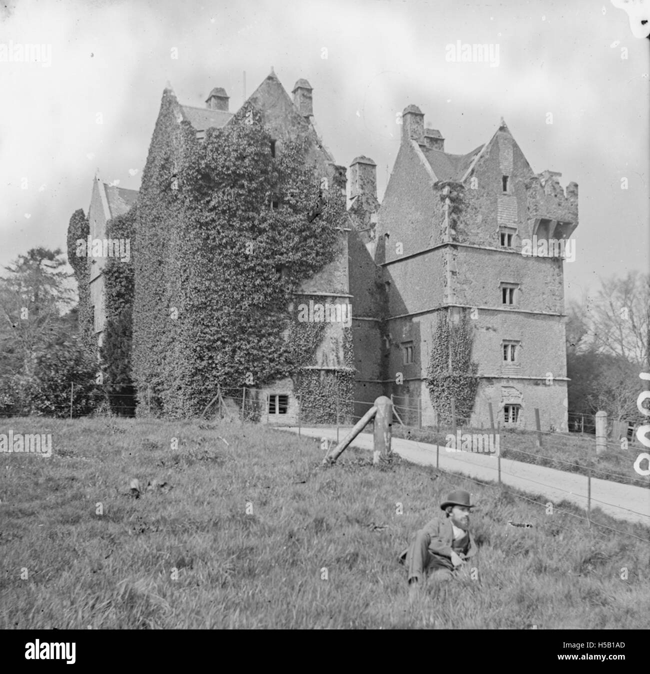 4 Majiculations, Machicolations or Bartizans¿ Stock Photo - Alamy