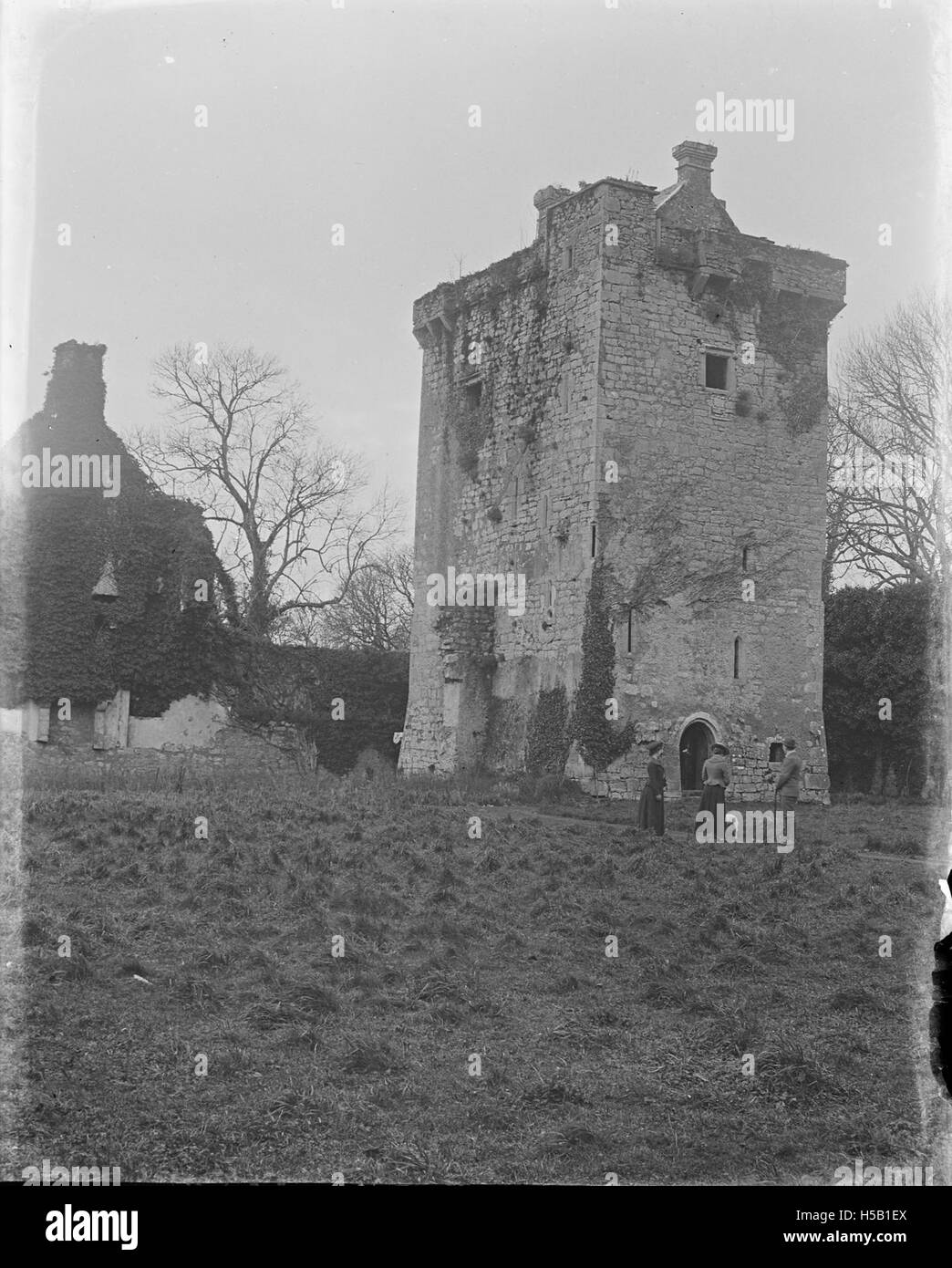 Tower house houses Black and White Stock Photos & Images - Alamy