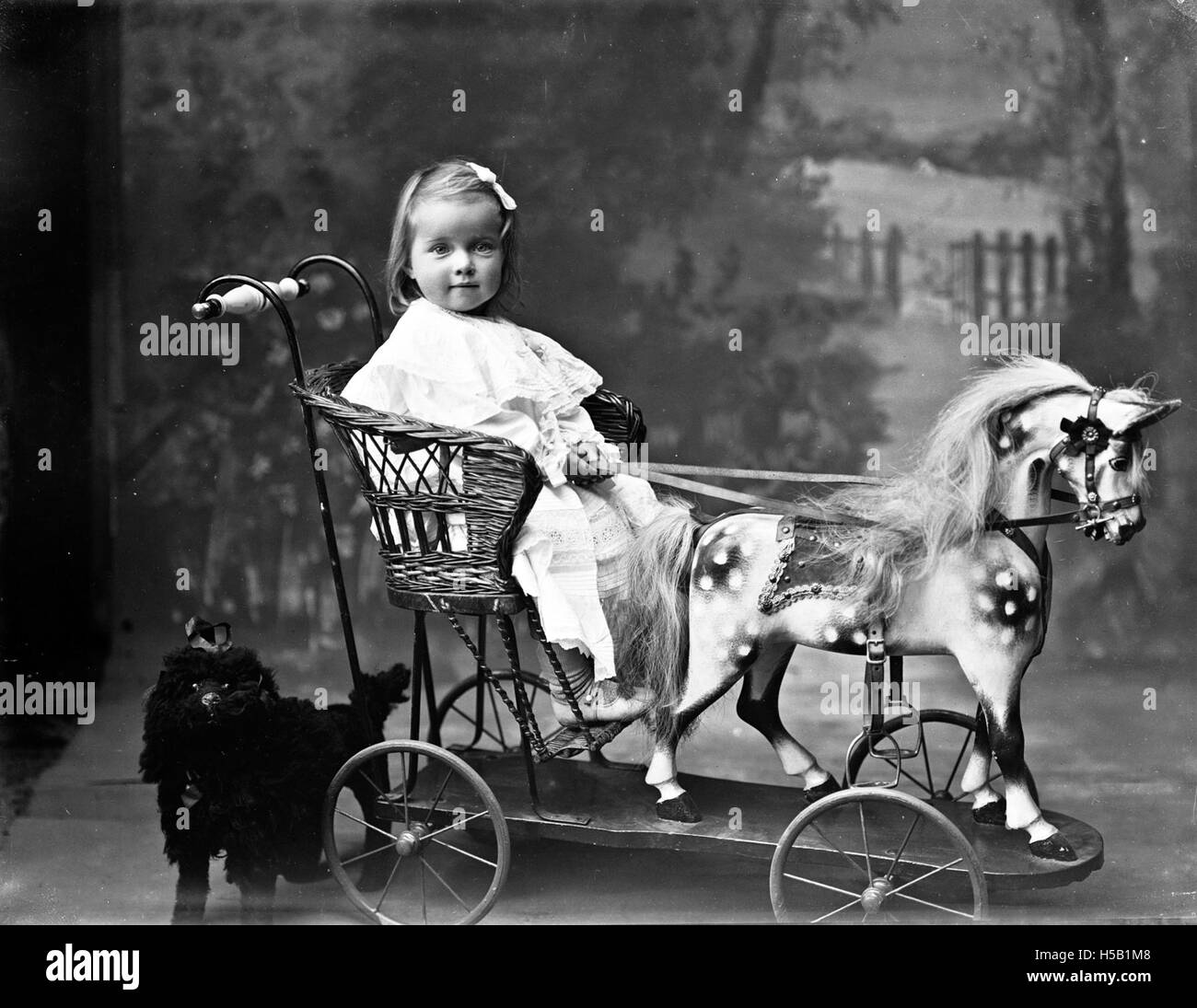 Mccullagh family hi-res stock photography and images - Alamy