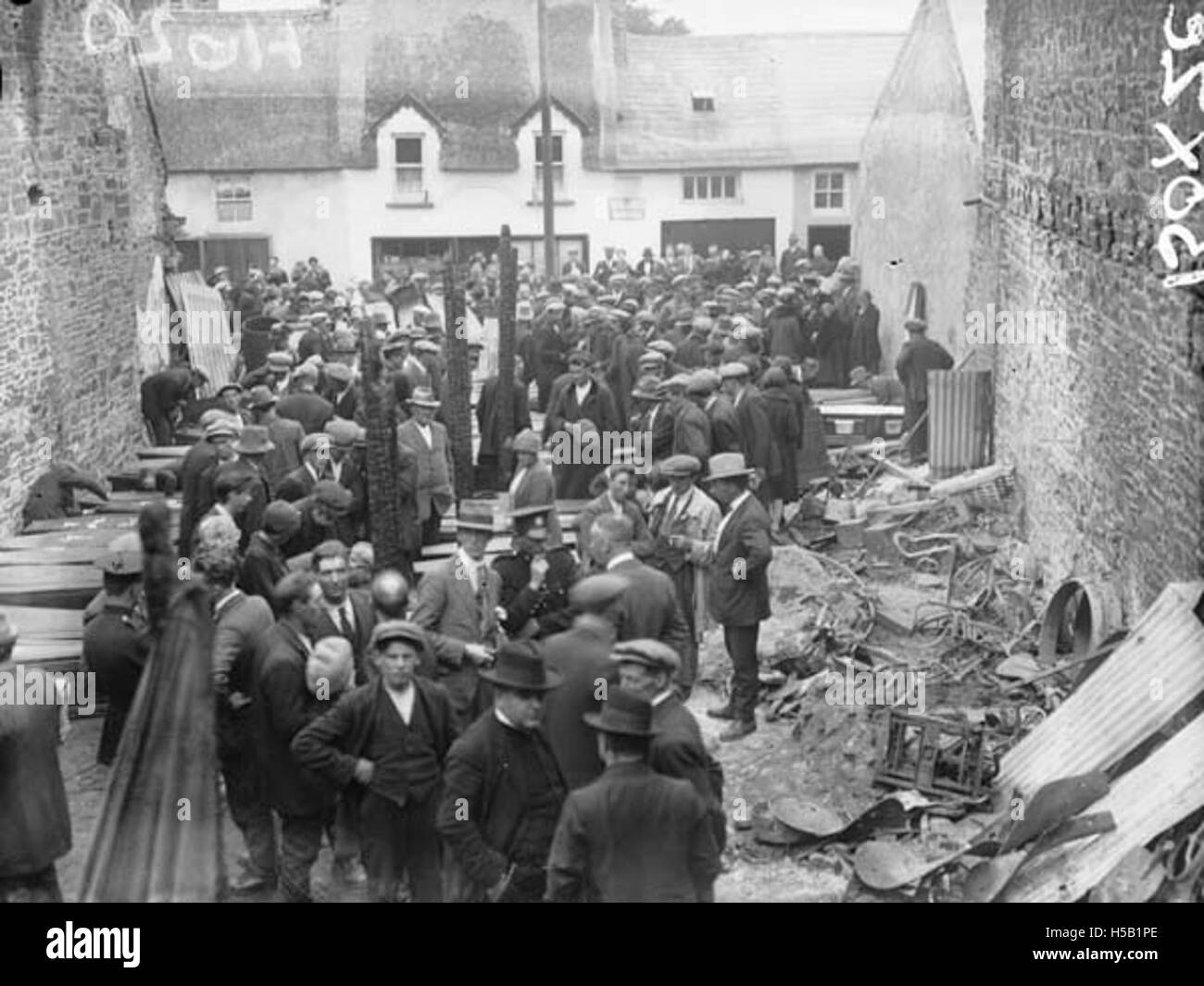 Cinema fire hi-res stock photography and images - Alamy