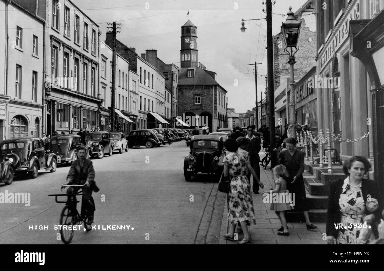 Vintage high street fashion hi-res stock photography and images - Alamy