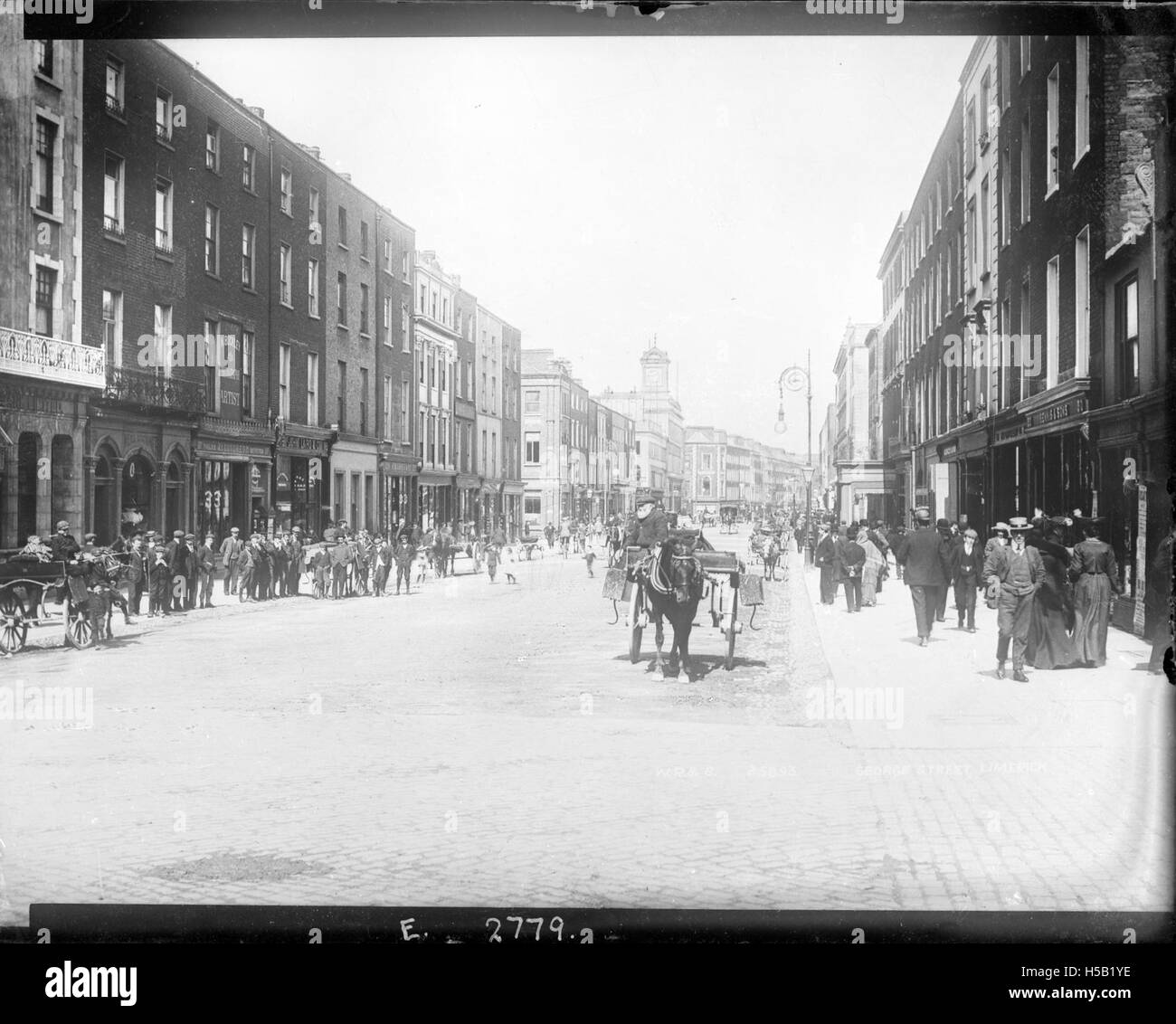 Limerick Street Old High Resolution Stock Photography and Images - Alamy