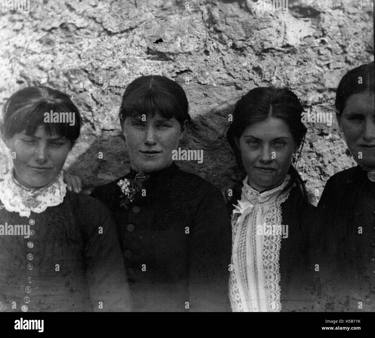 The O'Halloran girls, Bodyke, Co.Clare Stock Photo - Alamy