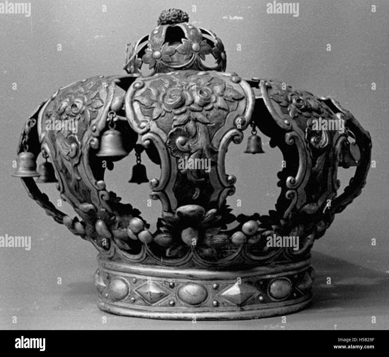 This Torah crown, part of the Jewish Cultural Reconstruction collection ...