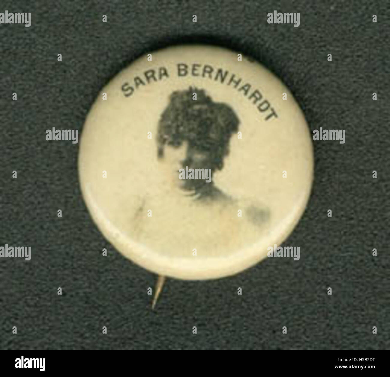 A button featuring the image of Sarah Bernhardt, a renowned French ...