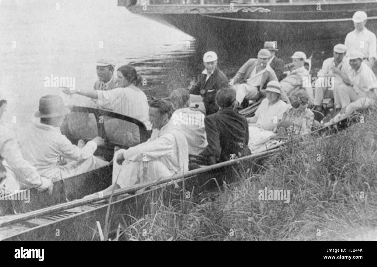 Lse students hi-res stock photography and images - Alamy