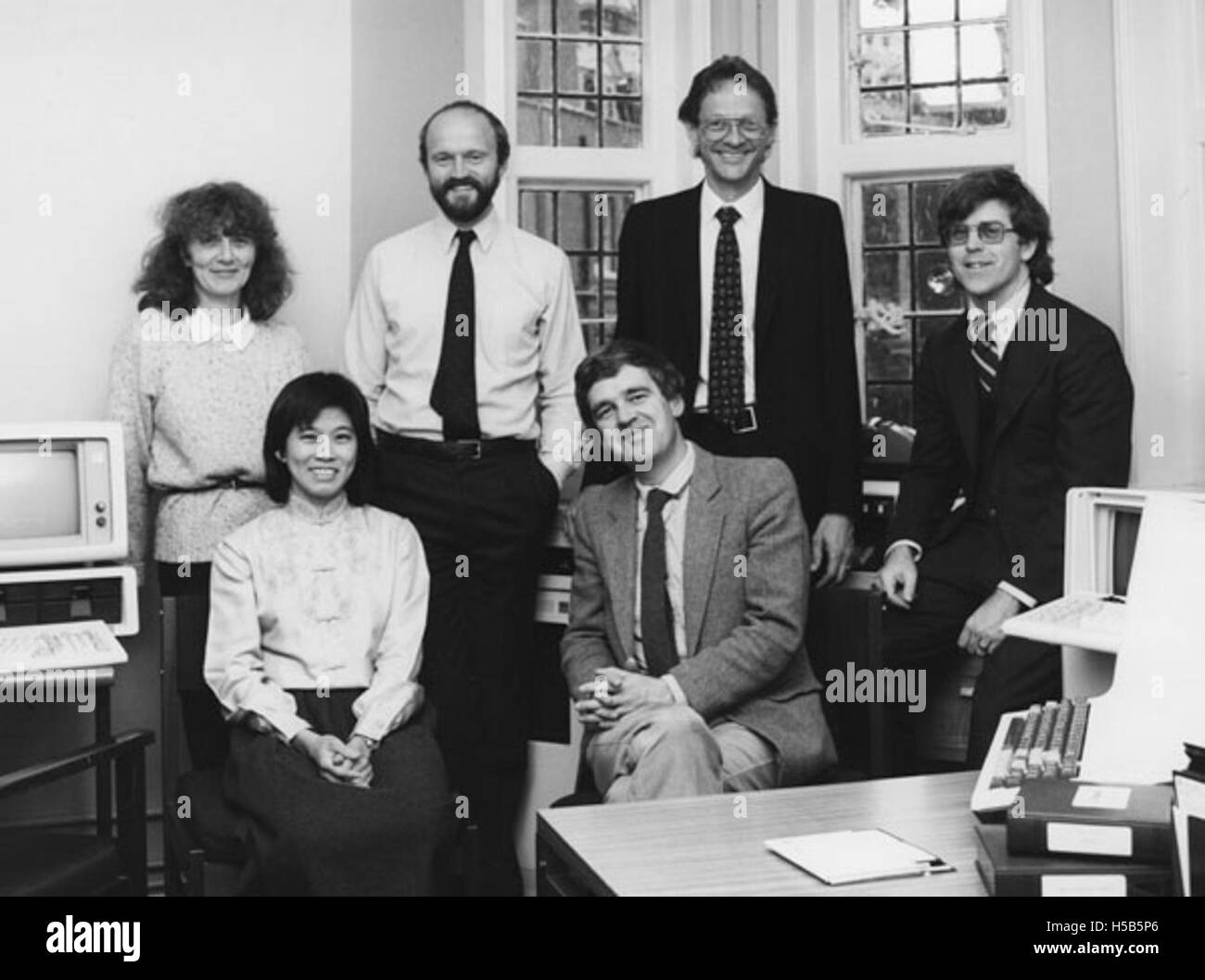 1980s office workers hi-res stock photography and images - Alamy