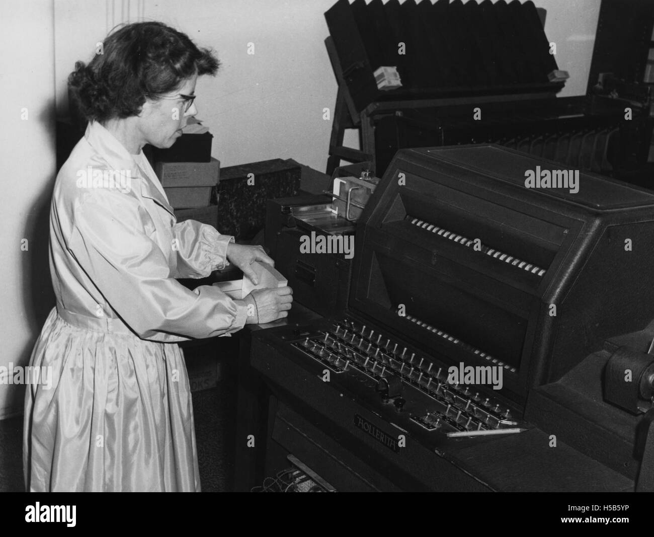 Hollerith machine hi-res stock photography and images - Alamy