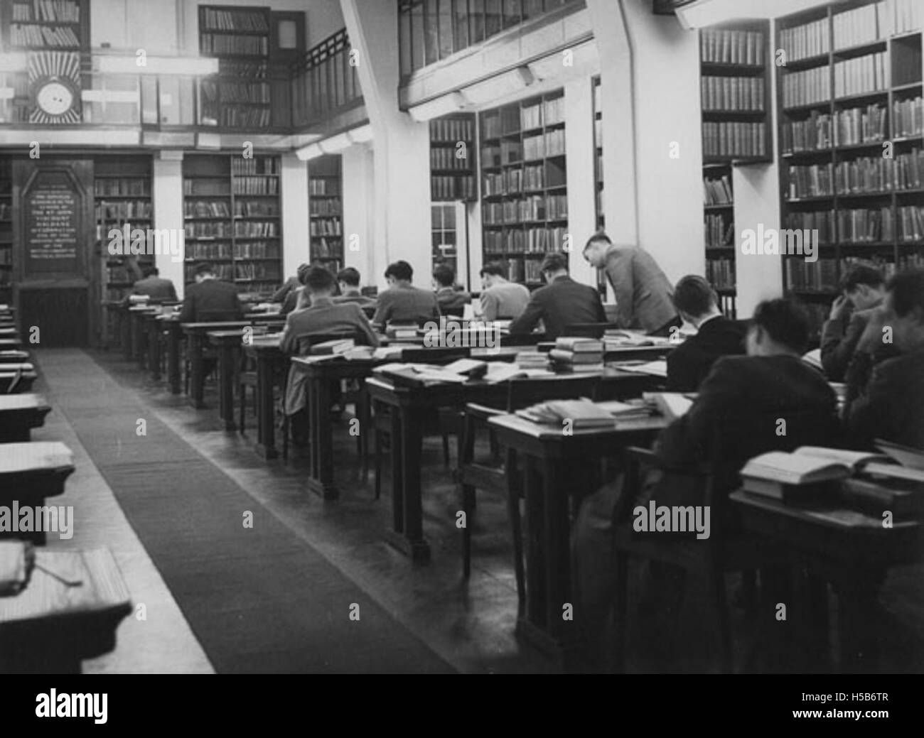 Part old library in Black and White Stock Photos & Images - Alamy