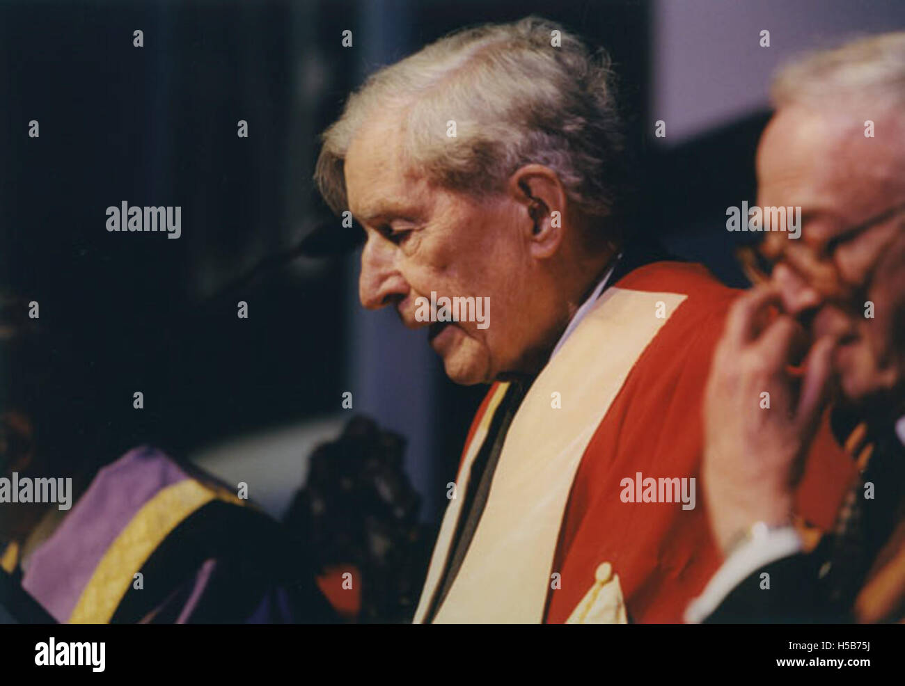John Kenneth Galbraith, 1999 Stock Photo - Alamy