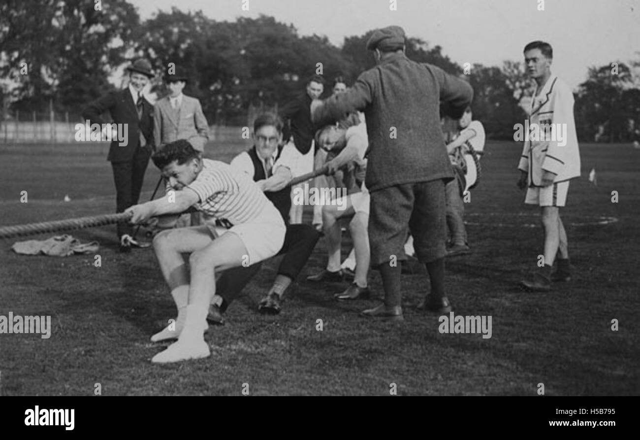A photograph from the 1920s showing participants in the LSE (London ...