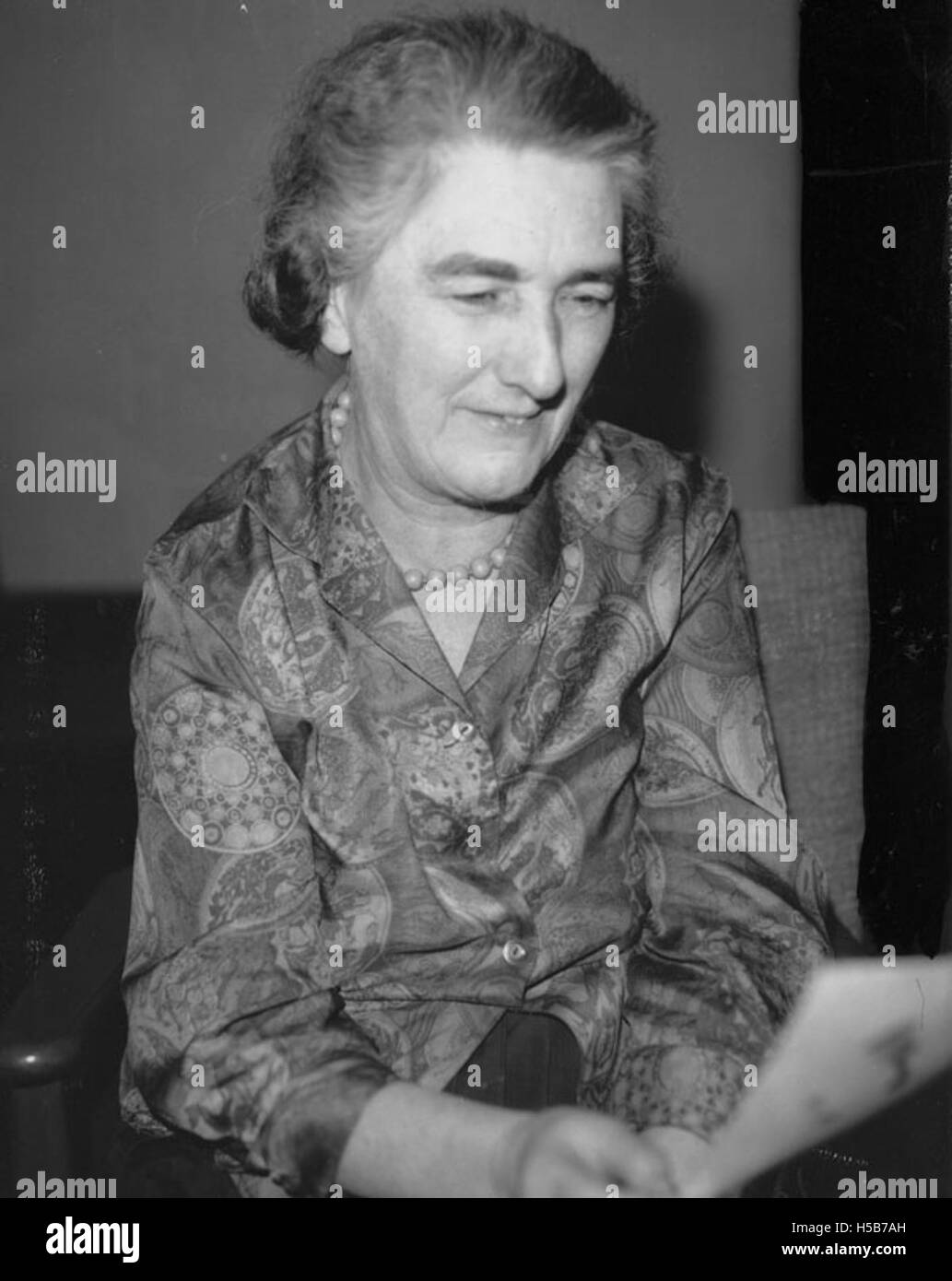 Eileen Garrett, a prominent figure in the field of parapsychology, is ...