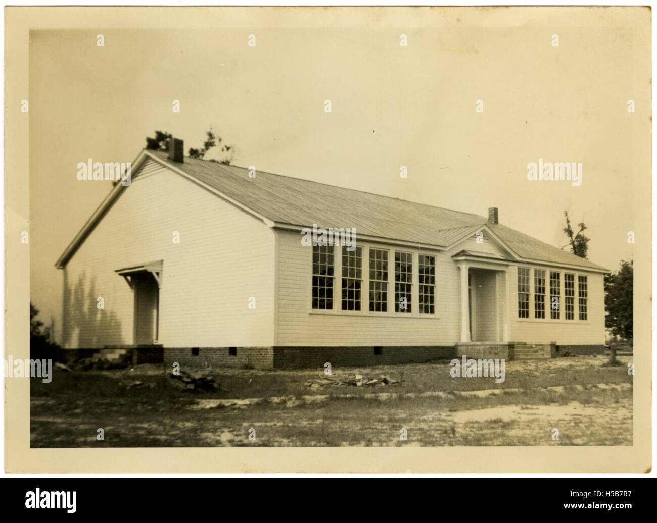 This image refers to the application for the construction of the Mathis ...