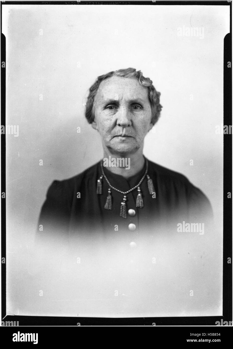 Portrait photograph of unidentified woman Stock Photo - Alamy