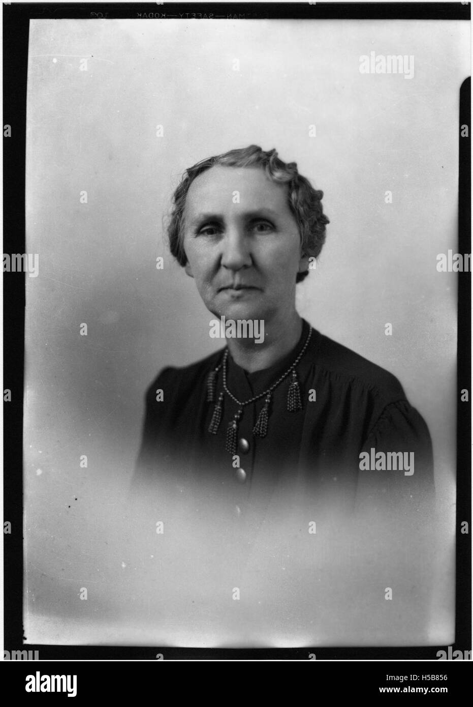 Portrait photograph of unidentified woman Stock Photo - Alamy