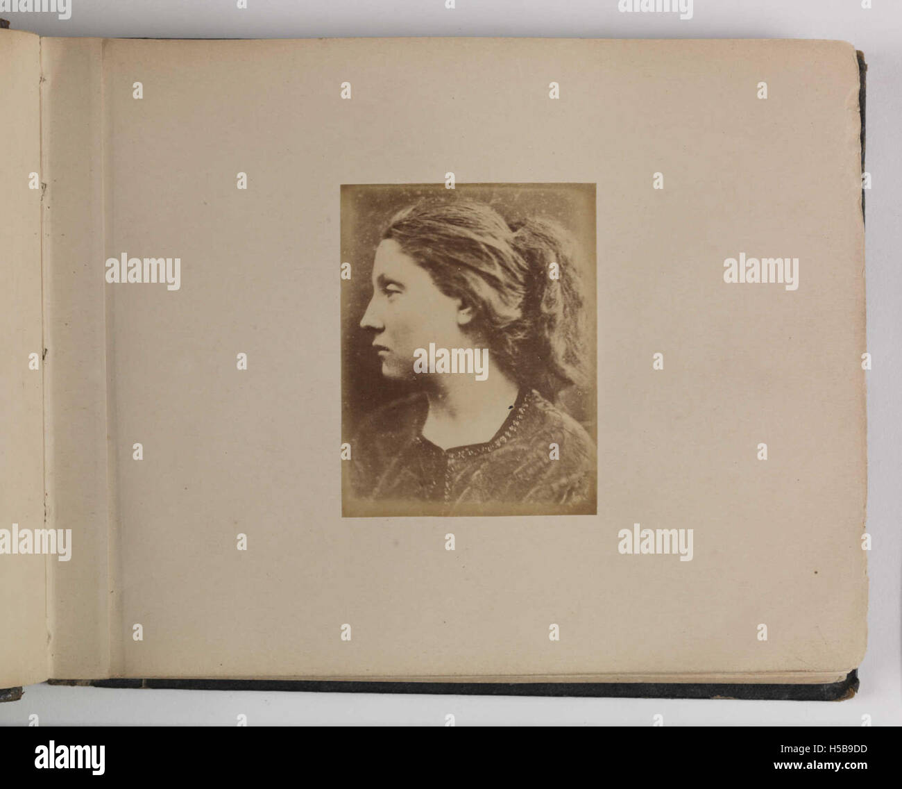 Clio, an artwork created by Mary Hillier in 1866, represents the muse ...