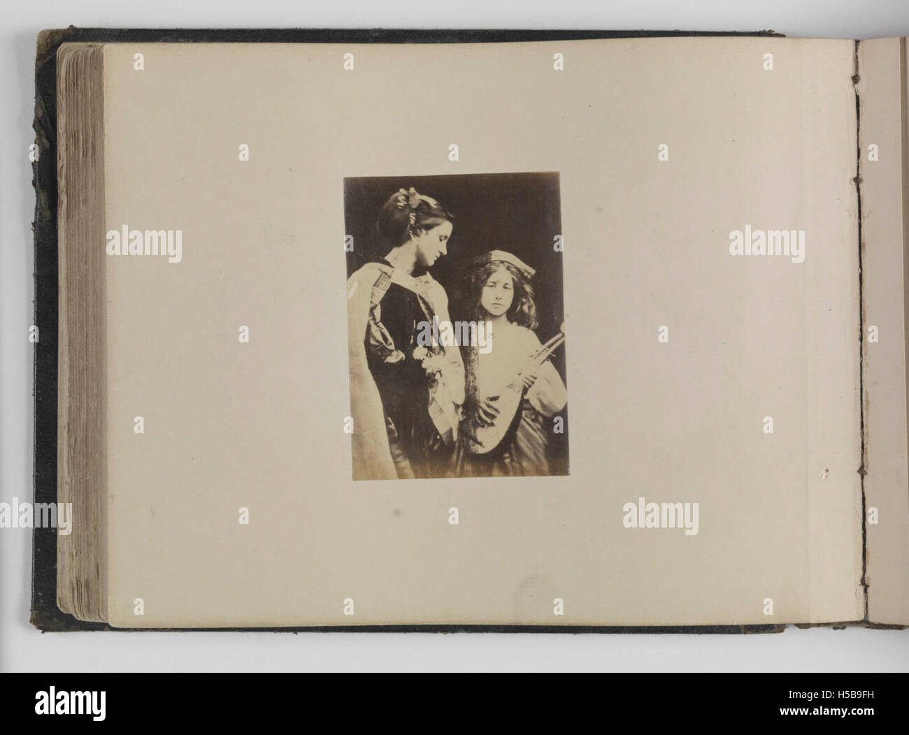 A historical performance by 'The Minstrel Group,' featuring Mary Ryan ...