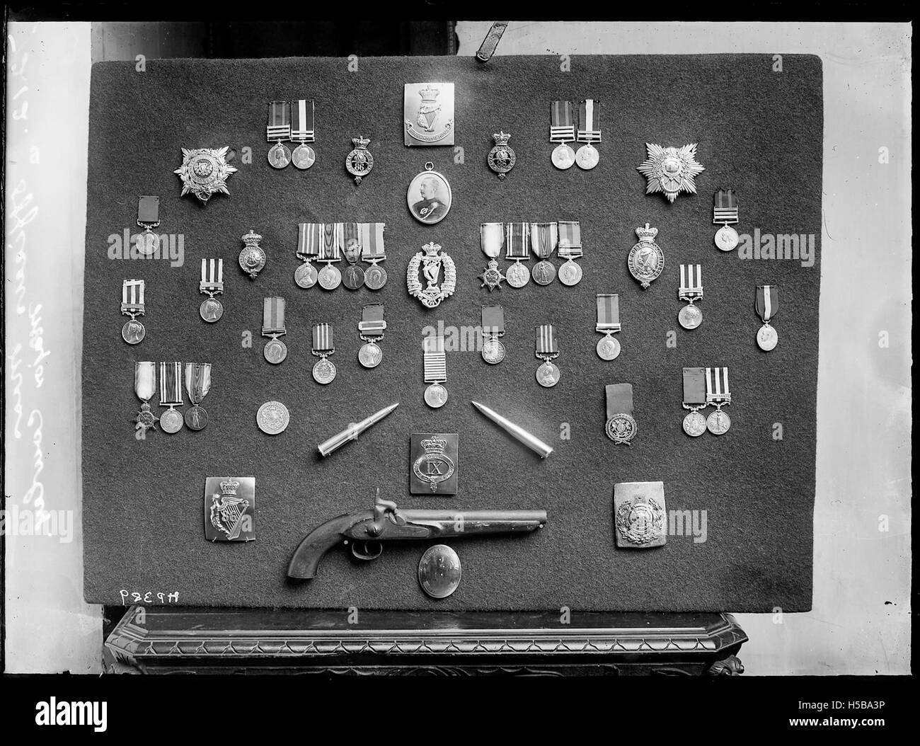 How can we help you hi-res stock photography and images - Alamy