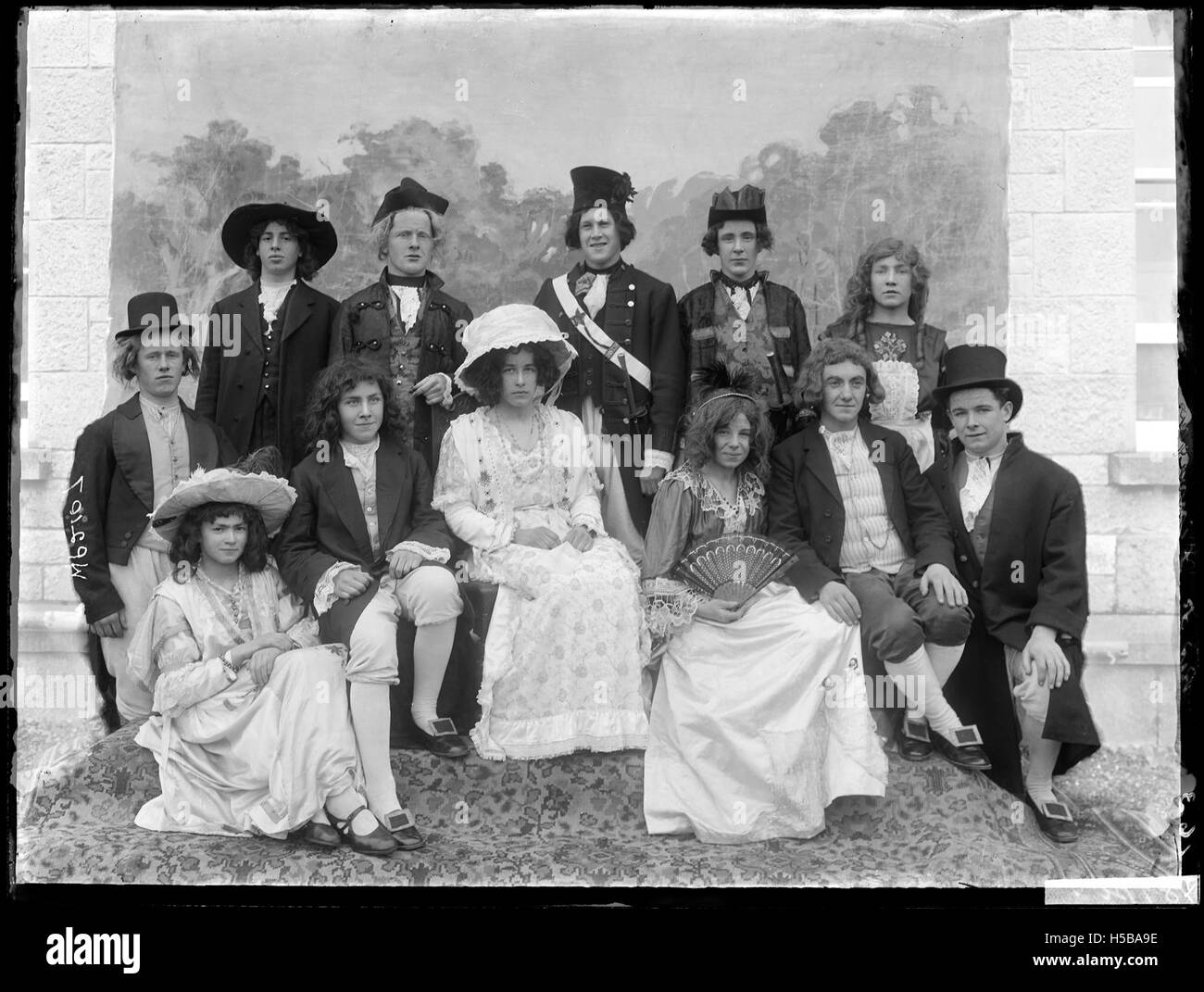 Theater amateur Black and White Stock Photos & Images - Alamy