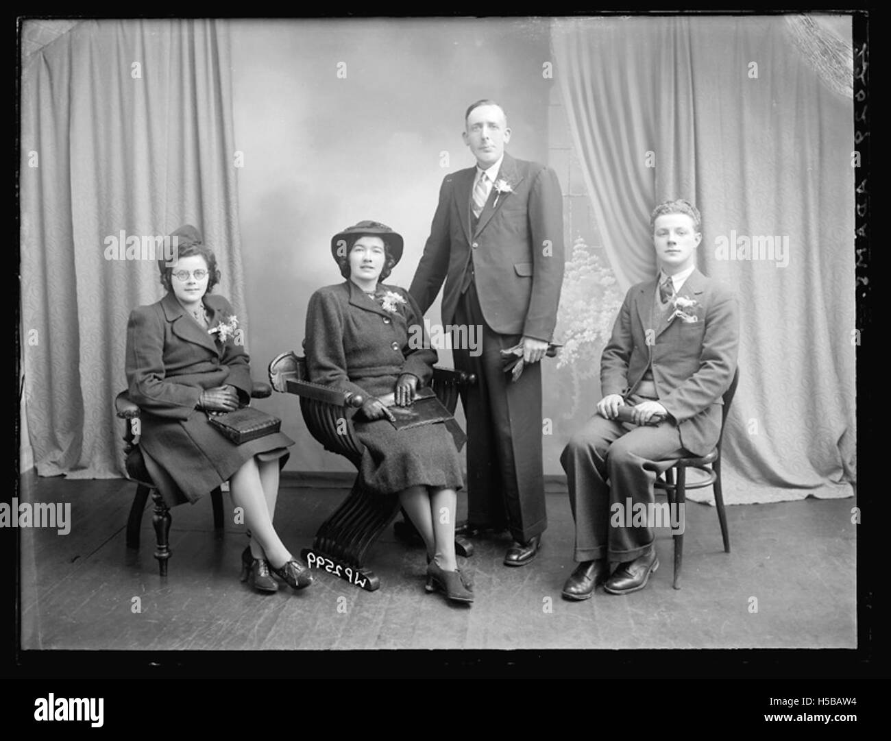 Legacy figures hi-res stock photography and images - Alamy