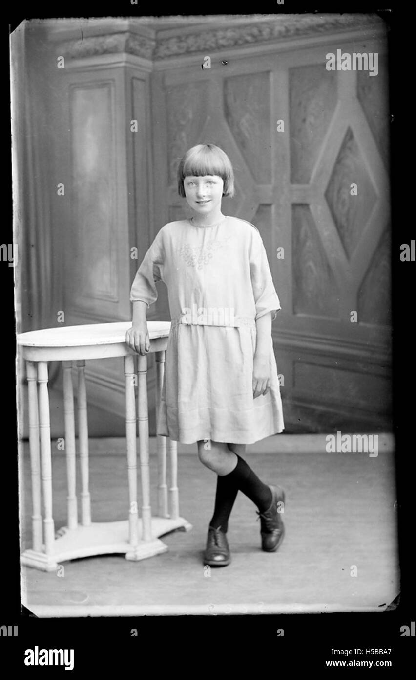 The title 'D1422 B76301 E 02' refers to a specific archival reference or item identifier ...