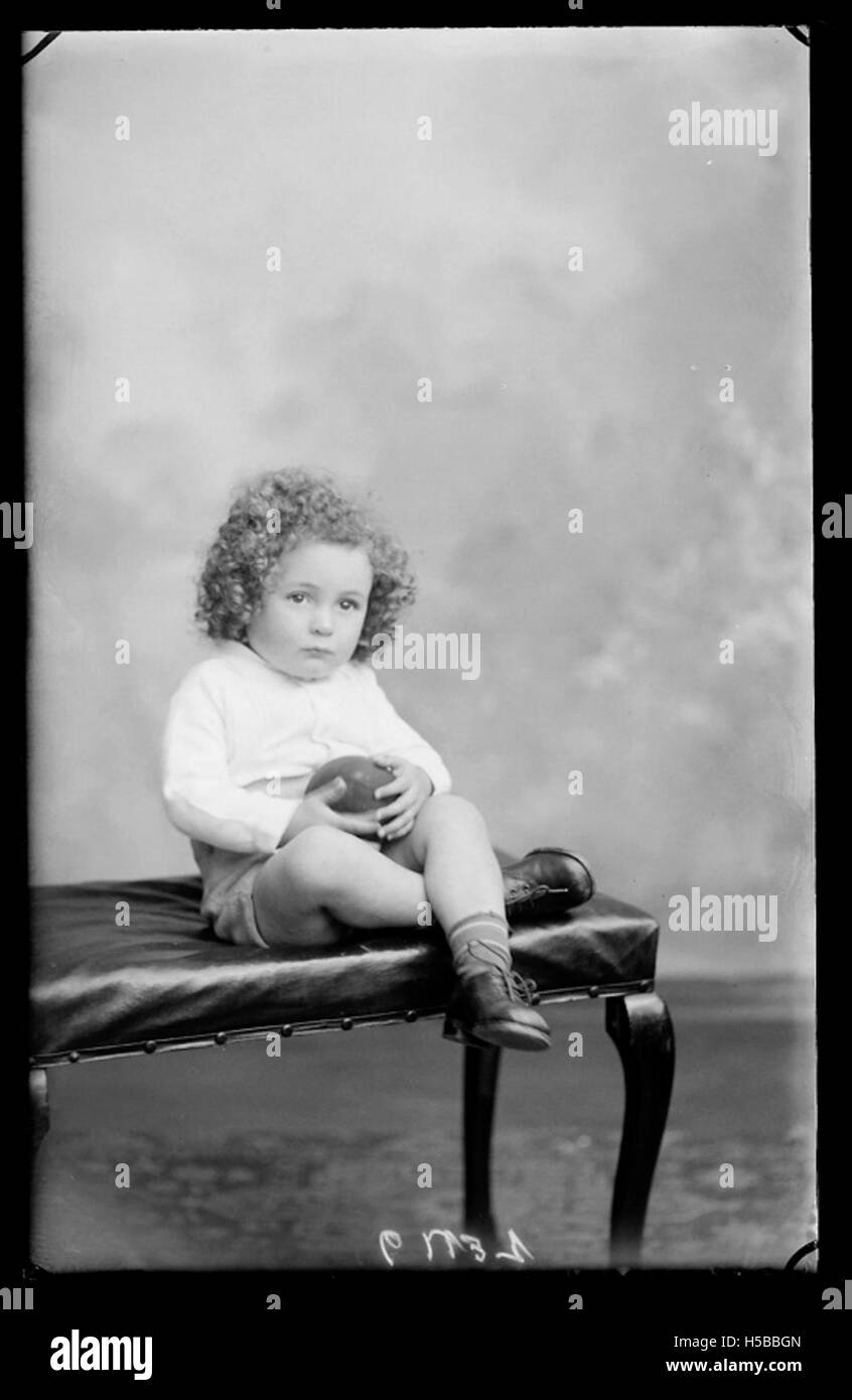 This title lacks sufficient context and specific subject details. Further information is needed ...