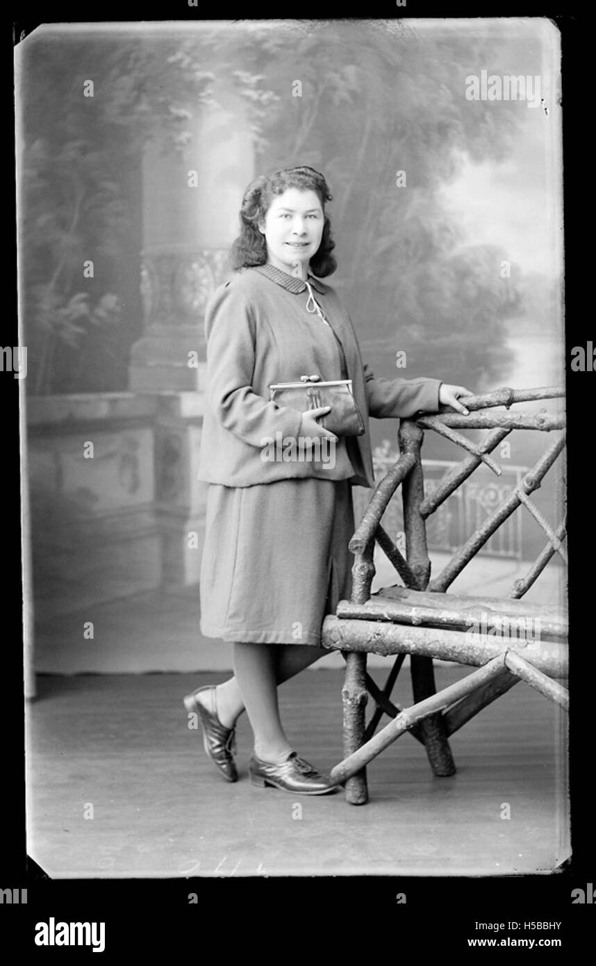 Artifact object material hi-res stock photography and images - Alamy