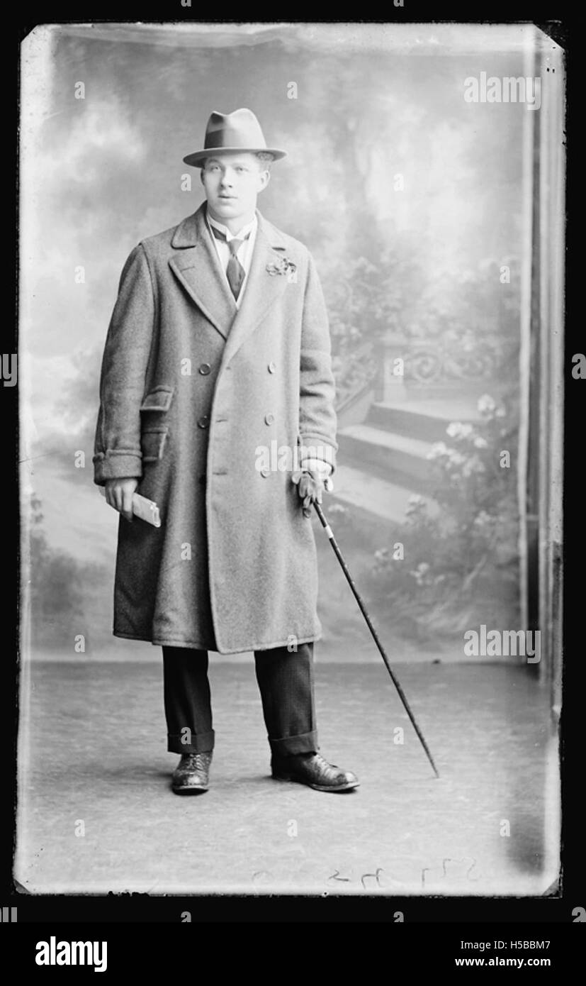 The reference 'D1422 B76292 K 09452' appears to be a catalog number or reference code, likely ...