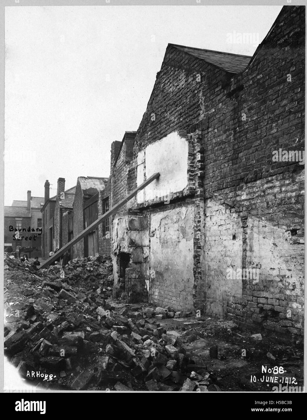 Boundary Street Area; Northern side of Gable Street Stock Photo - Alamy