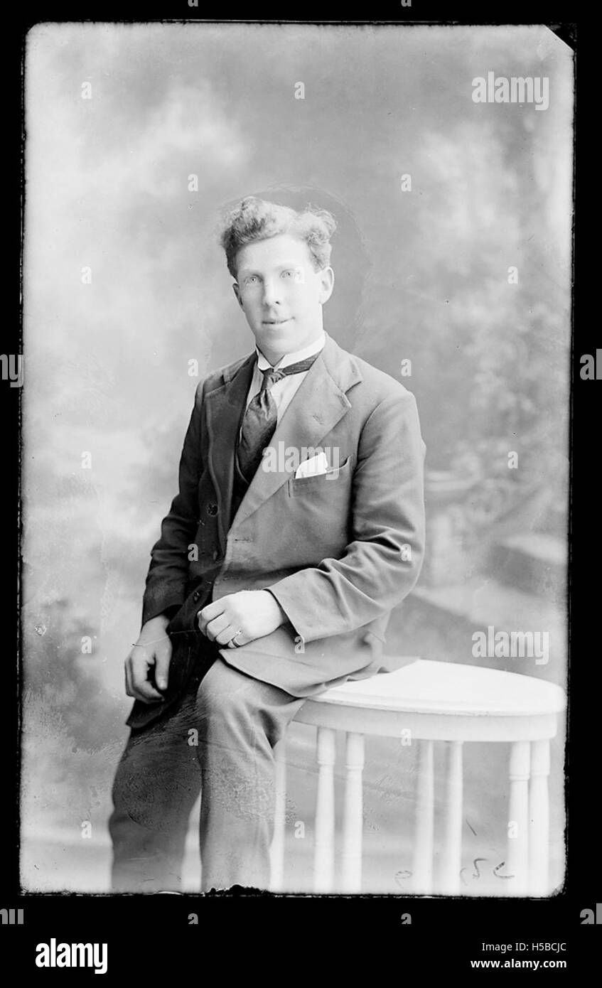 A cataloged archival reference identified by D1422B76375 E 001A, indicating a specific ...