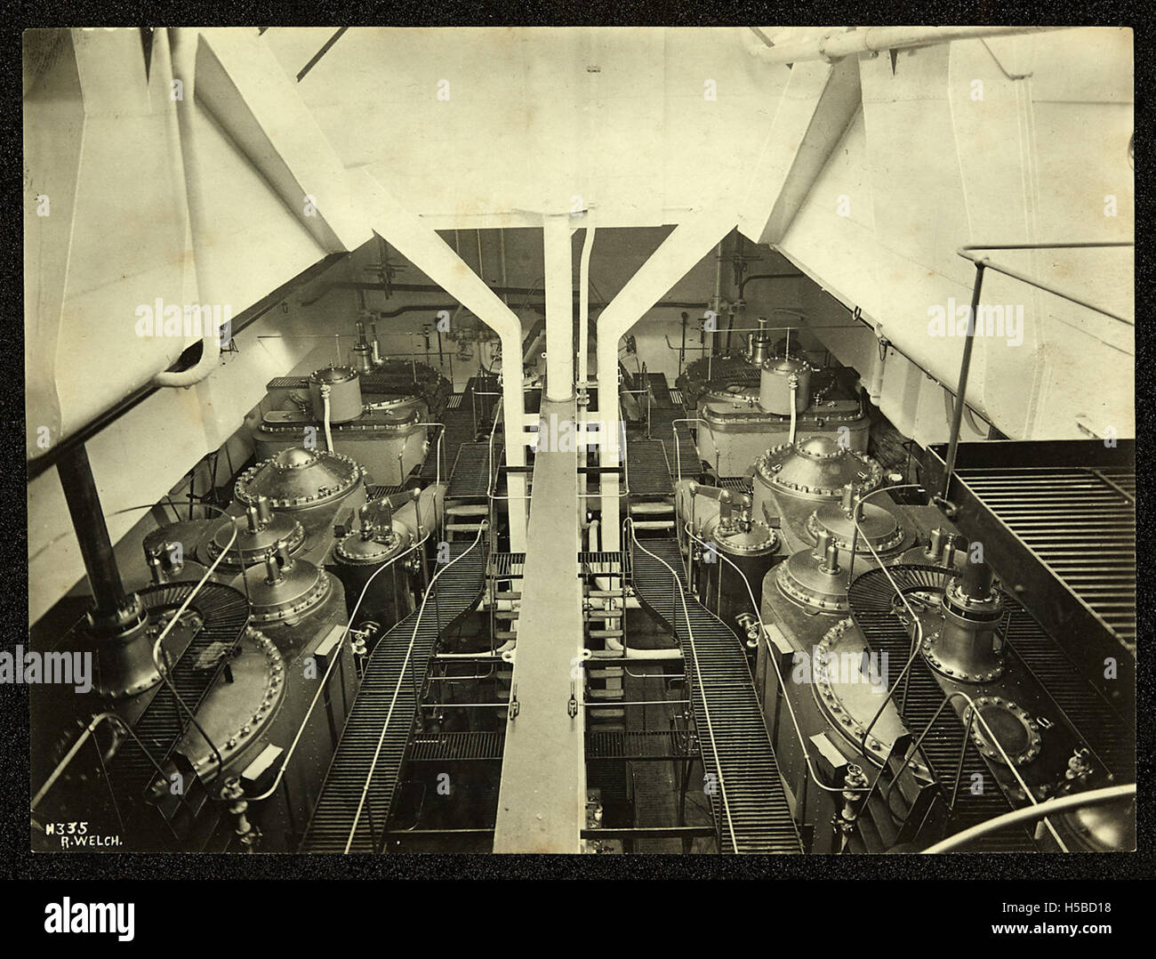 This image depicts the engines of the Oceanic Ship, a major ocean liner ...