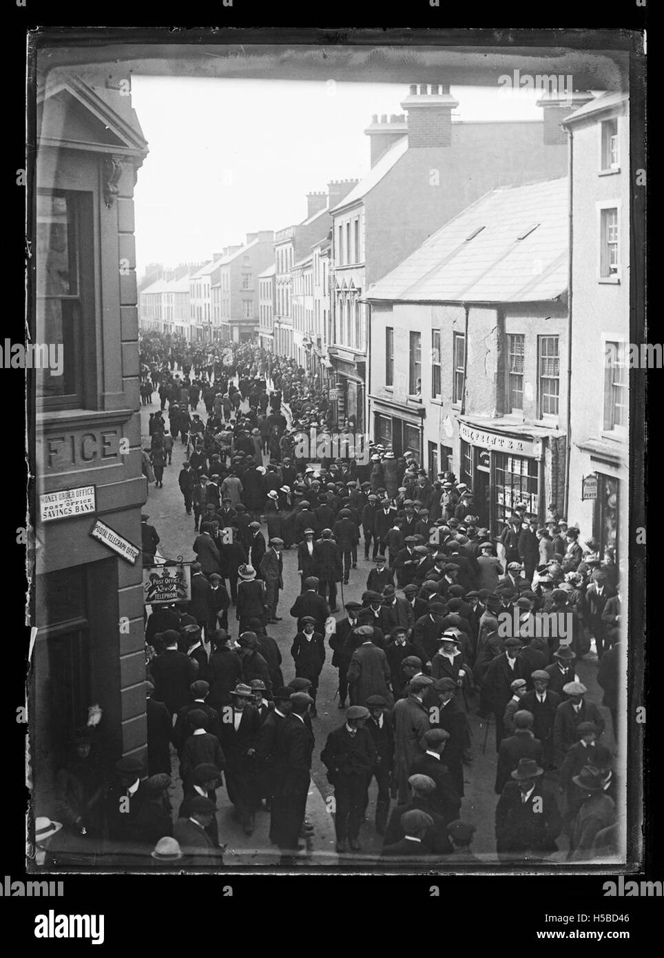 Crowded Main Street, Strabane Stock Photo - Alamy