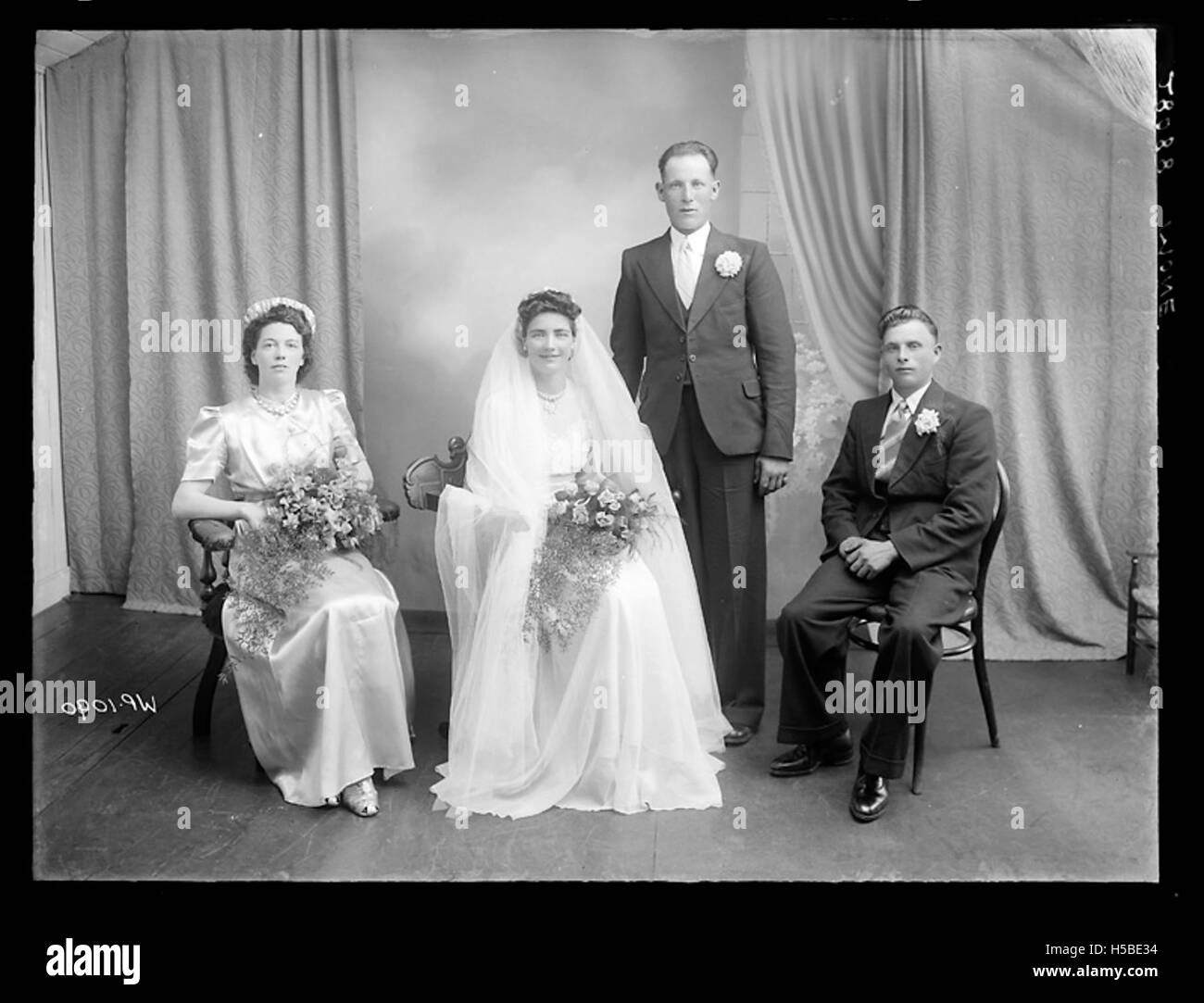 Old mone hi-res stock photography and images - Alamy