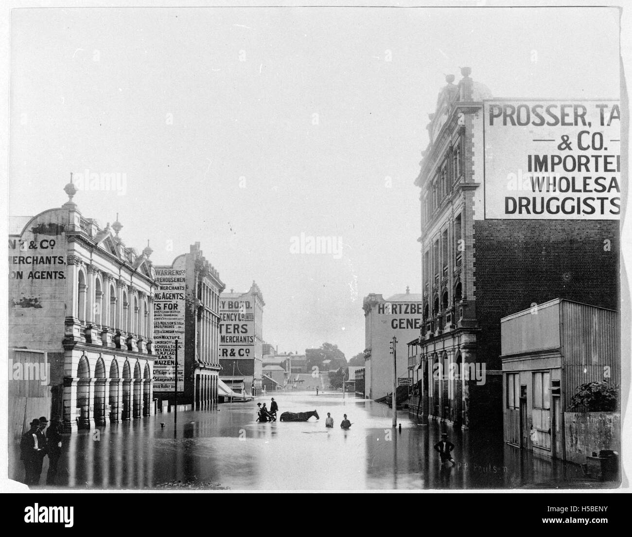 Highlighting streets Black and White Stock Photos & Images - Alamy