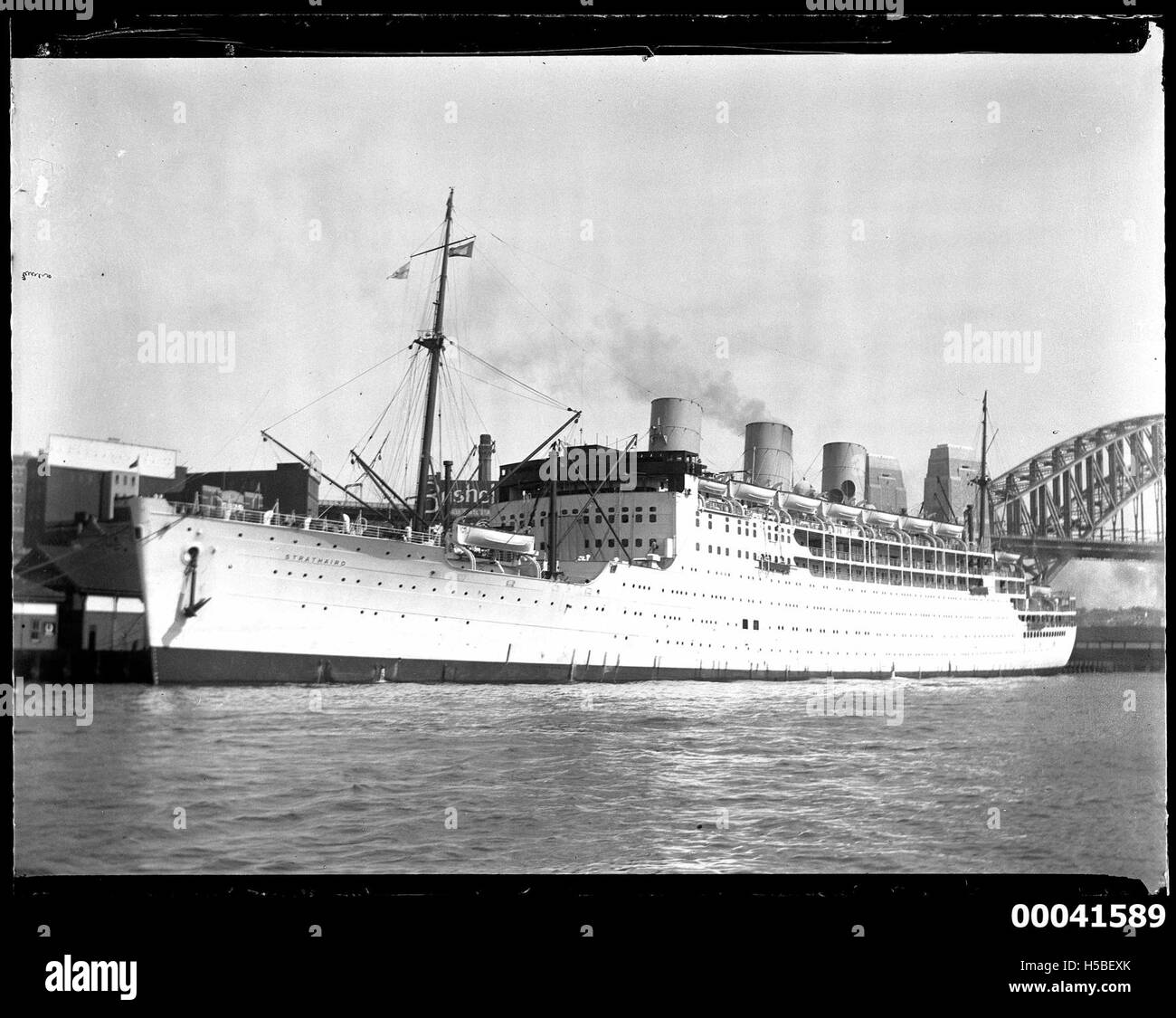RMS Strathaird was a British passenger liner that docked at Circular ...