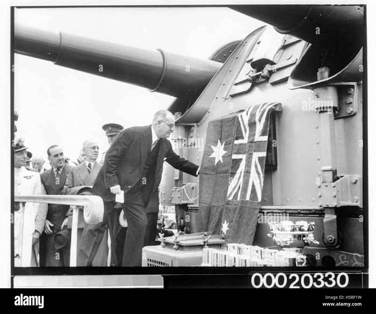 Lord Mayor Alderman Crick is pictured unveiling a plaque during a ...