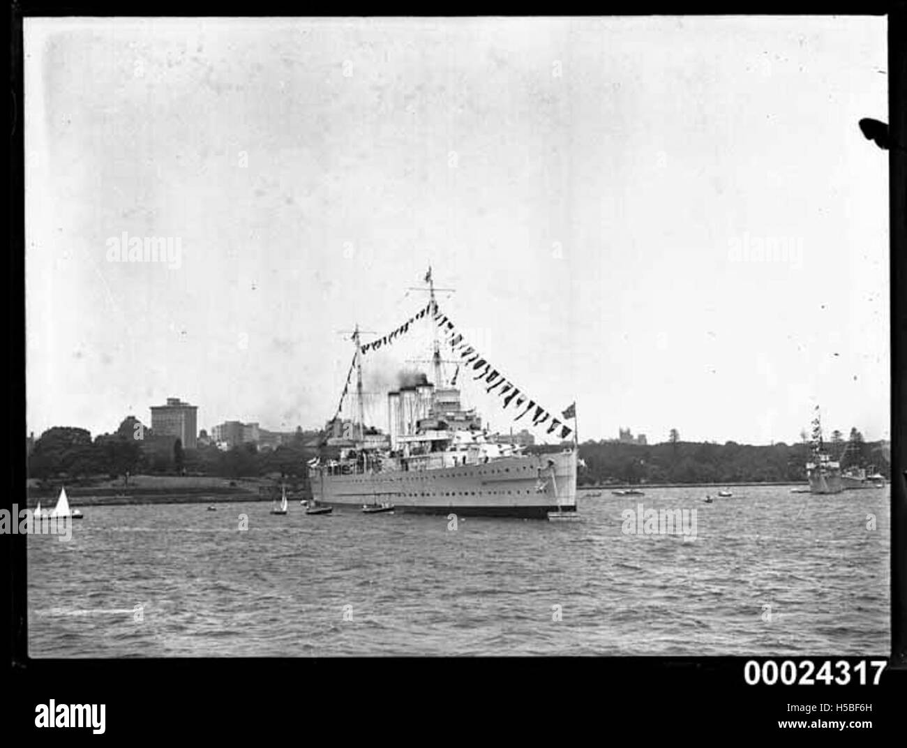 Hmas canberra hi-res stock photography and images - Alamy
