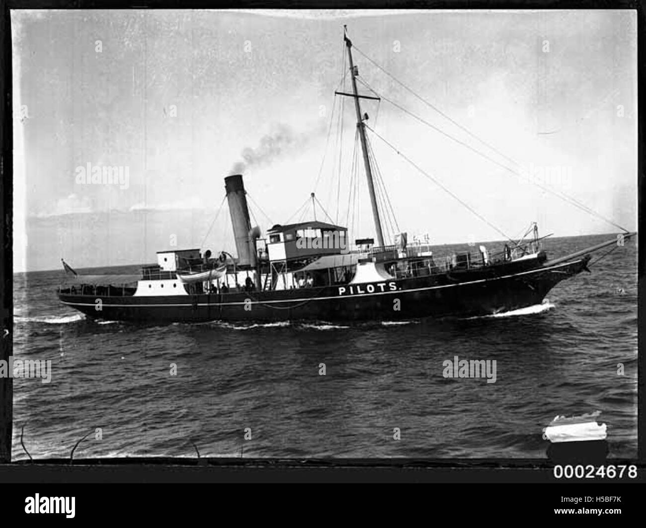 Captain cook vessel hi-res stock photography and images - Alamy