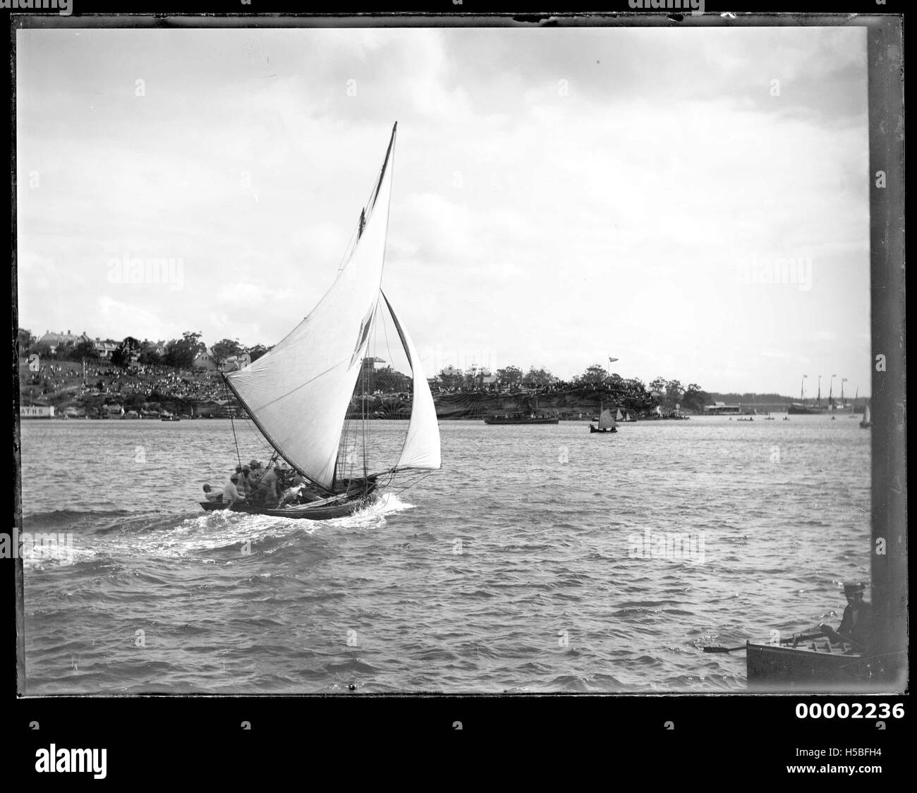 Gaff sloop hi-res stock photography and images - Alamy