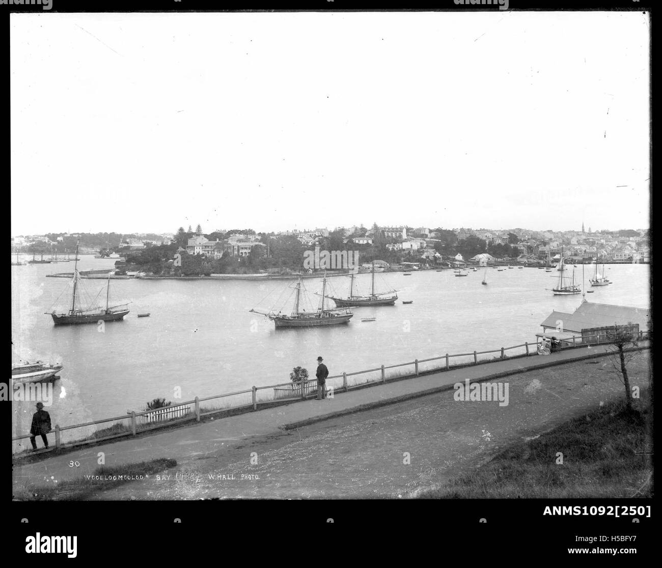 Woolloomooloo Bay, located on Sydney Harbour, is a significant area in ...